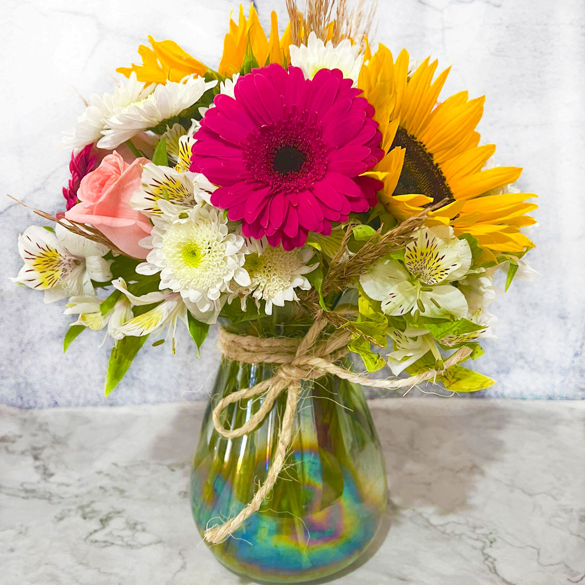 Jarrón de Gerberas y Girasoles- Heidi - Florería Fiorela Cd. Juárez